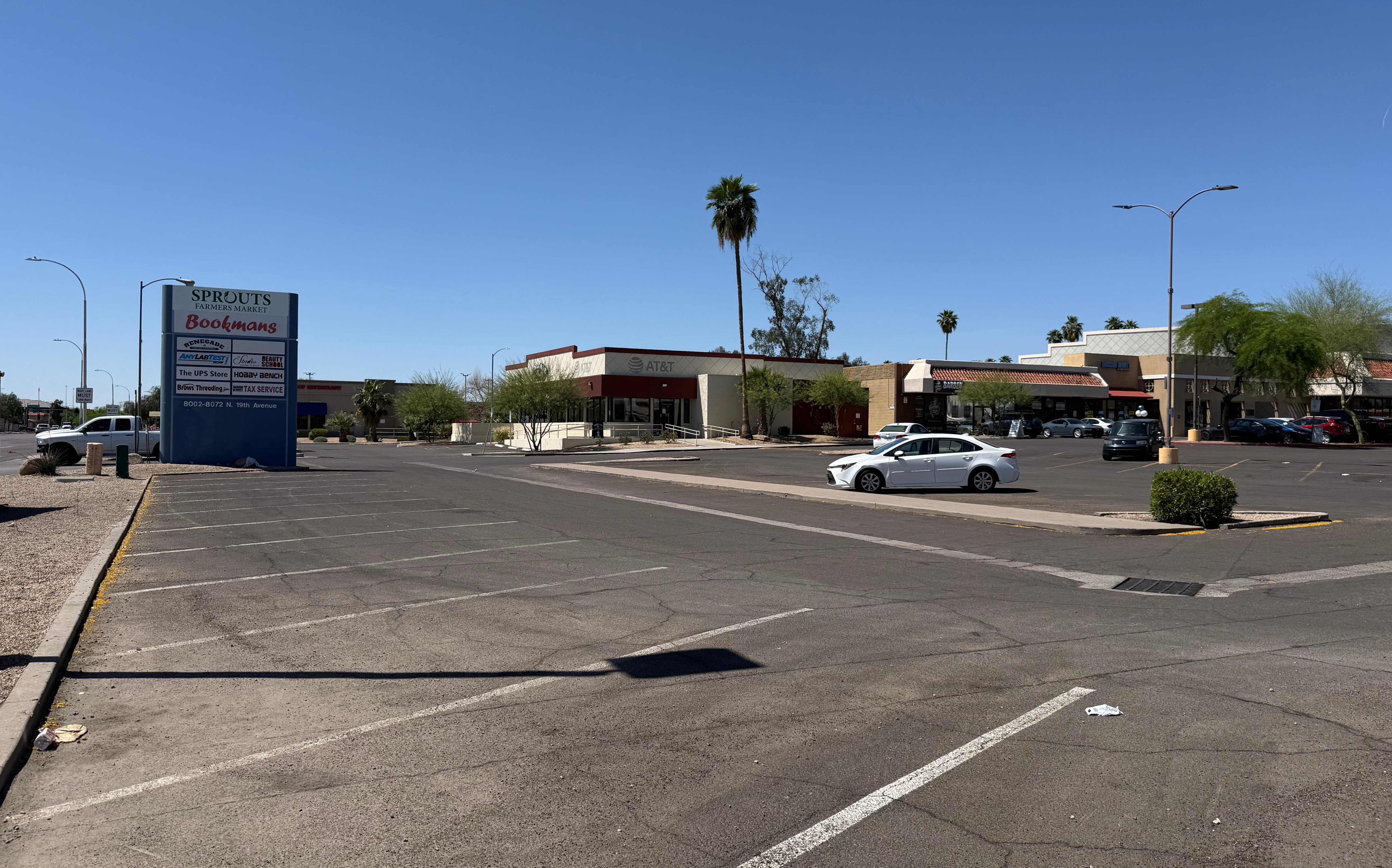 How Phoneix's 'Invisible' Parking Lots Are Making Its Heat Problems ...